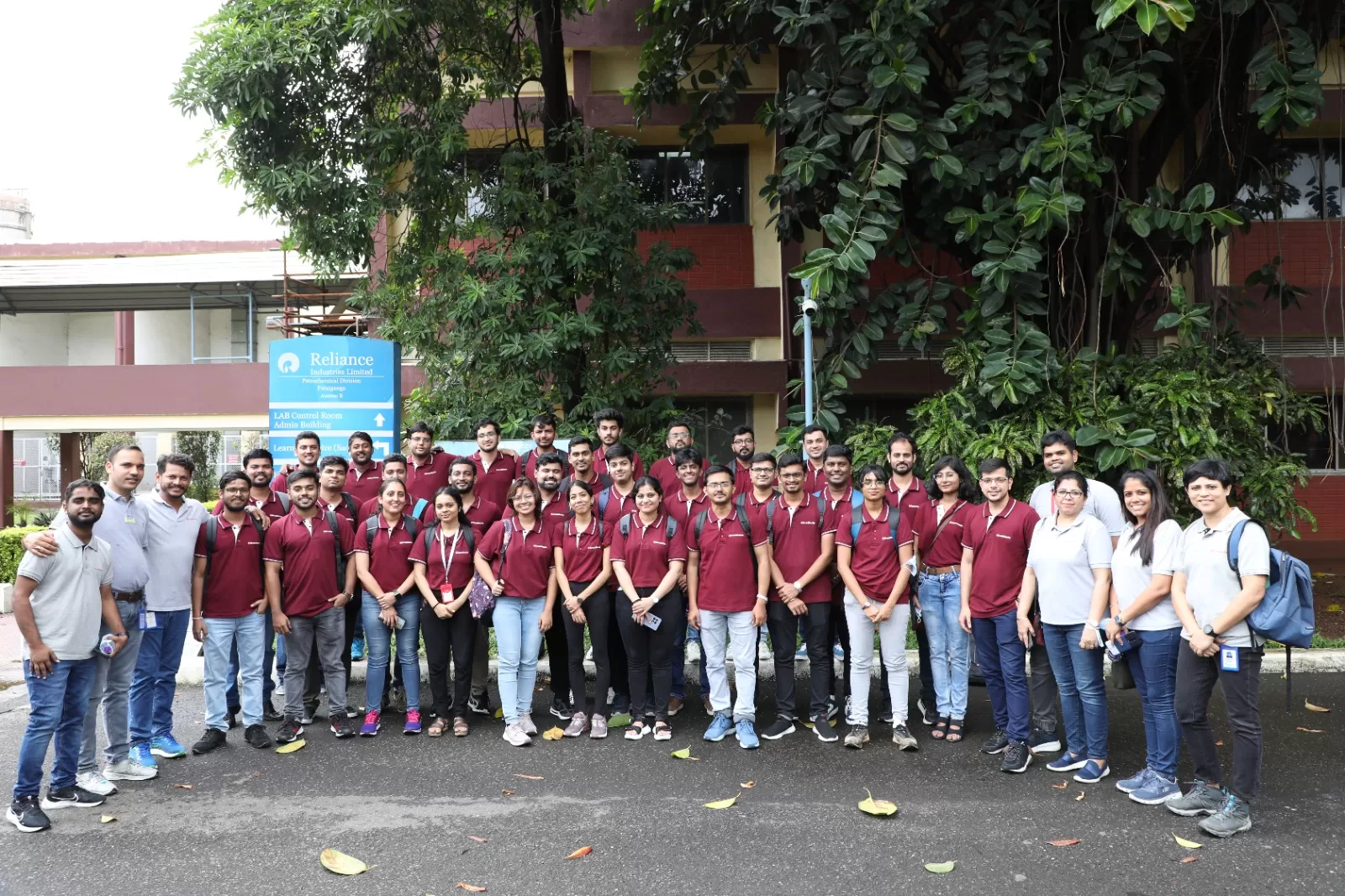 JI Students Visit to Patalganga Petro Chemical Plant - Jio Institute